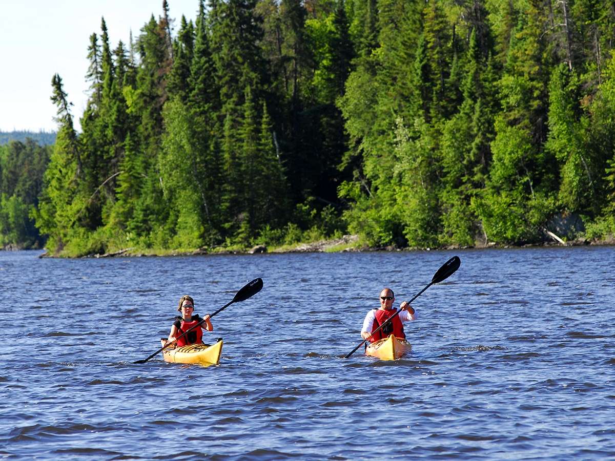 Kayak-parcours du lac Loïs - Parc national d'Aiguebelle | Kayak de mer ...