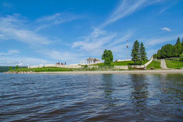 Lieu historique national du Canada du Fort-Témiscamingue | Services ...